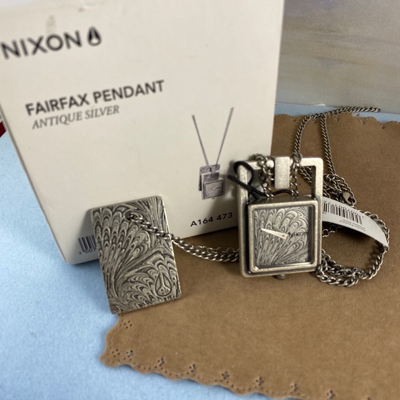 Nixon | Accessories | Nixon Fairfax Two Times A Lady Dog Tag Watch ...